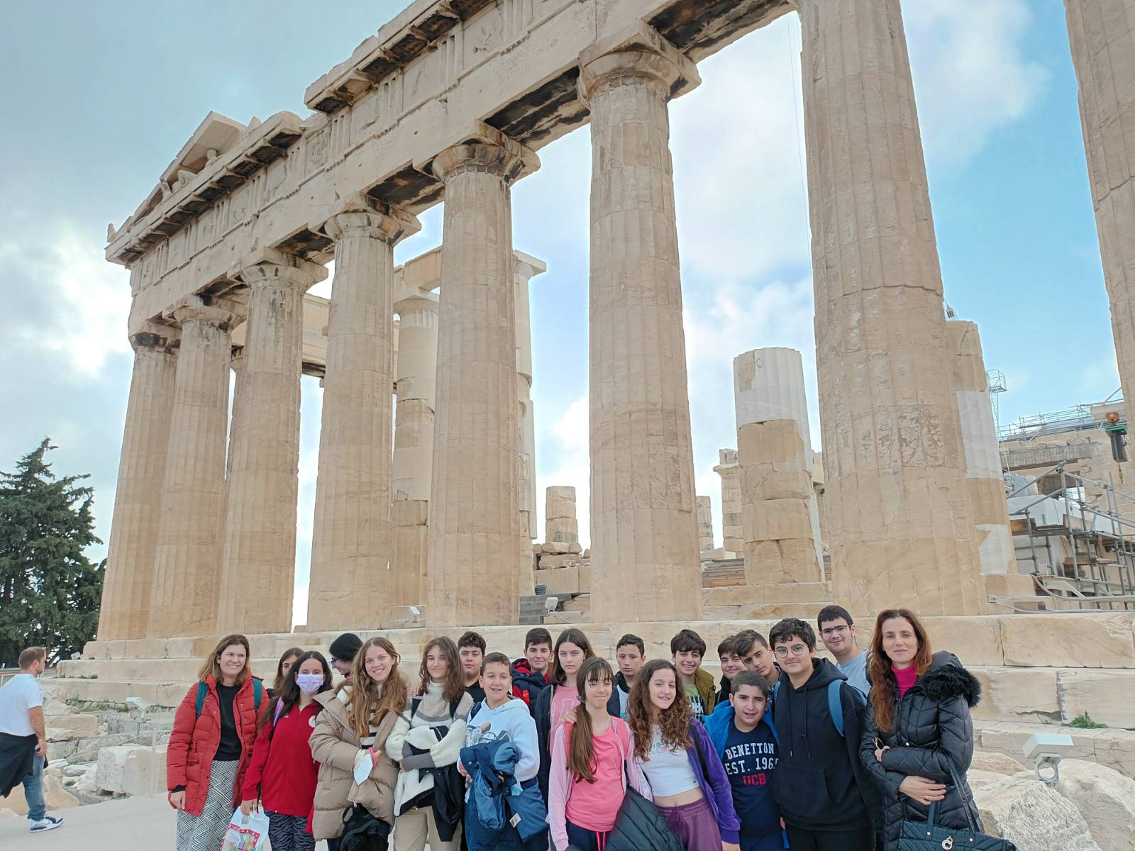 Επίσκεψη στον ιερό Βράχο της Ακρόπολης - Γυμνάσιο Εκπαιδευτήρια-ΙΜΠ